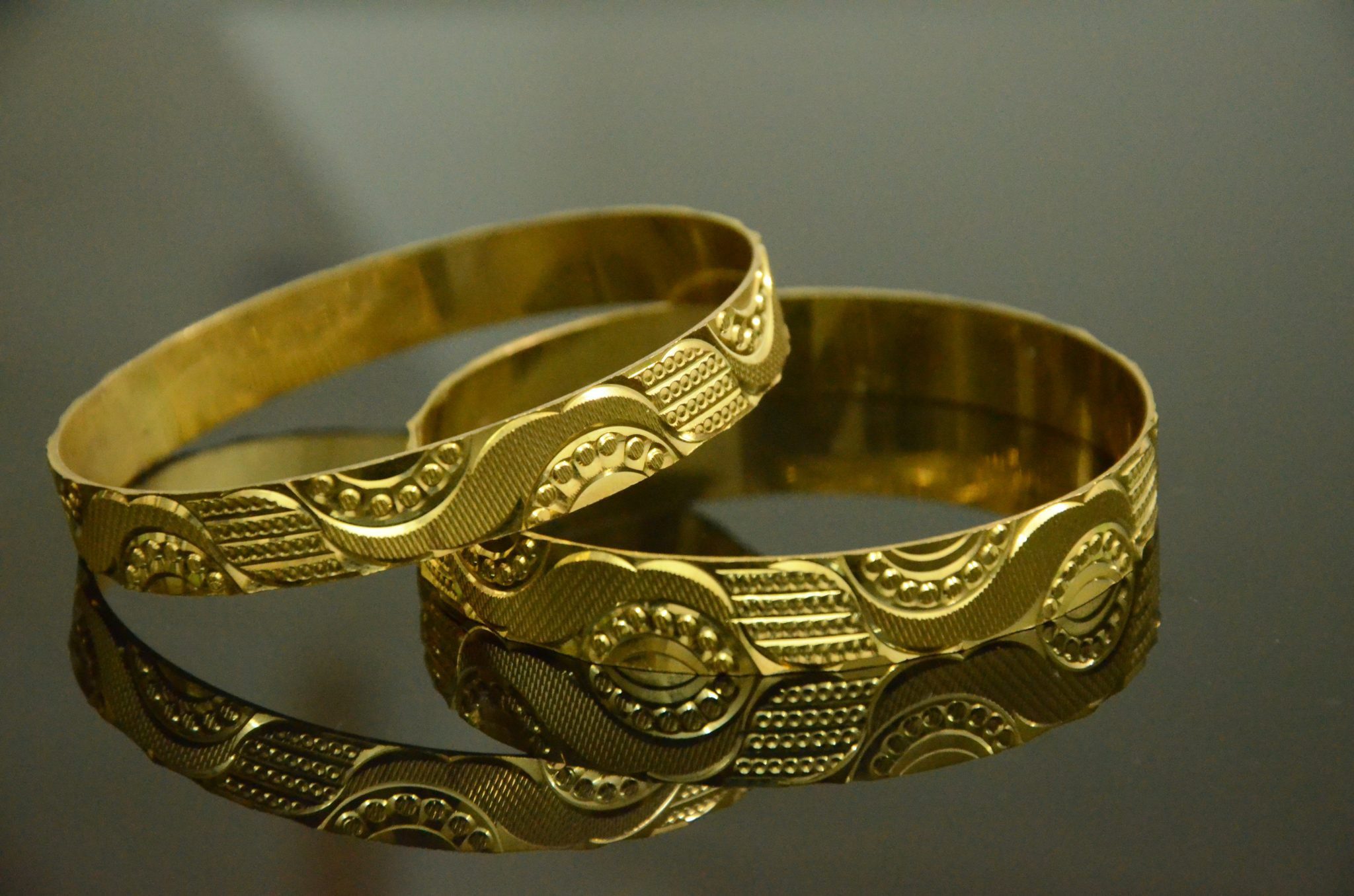 22k Gold bangle design – Vachya Jewels